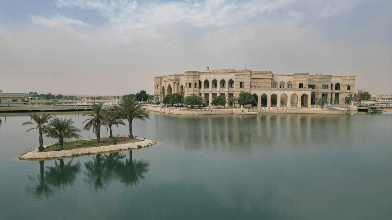 AUIB Graduation Marks New Era in Iraqi Education